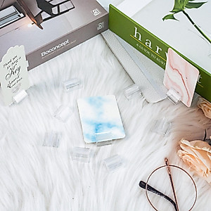 NEETUE 80 Pcs Place Card Holders for Table, Clear Game Card Stands Plastic Game Piece Holder for Wedding Cards, Photos, Party Favor, Pictures Display (Clear)