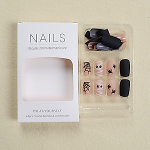 fuldgaenr Black Halloween Press on Nails Short Square Fake Nails with Spiders Web Pattern False Nails Design Acrylic Glue Nails Stick on Nails for Women 24Pcs