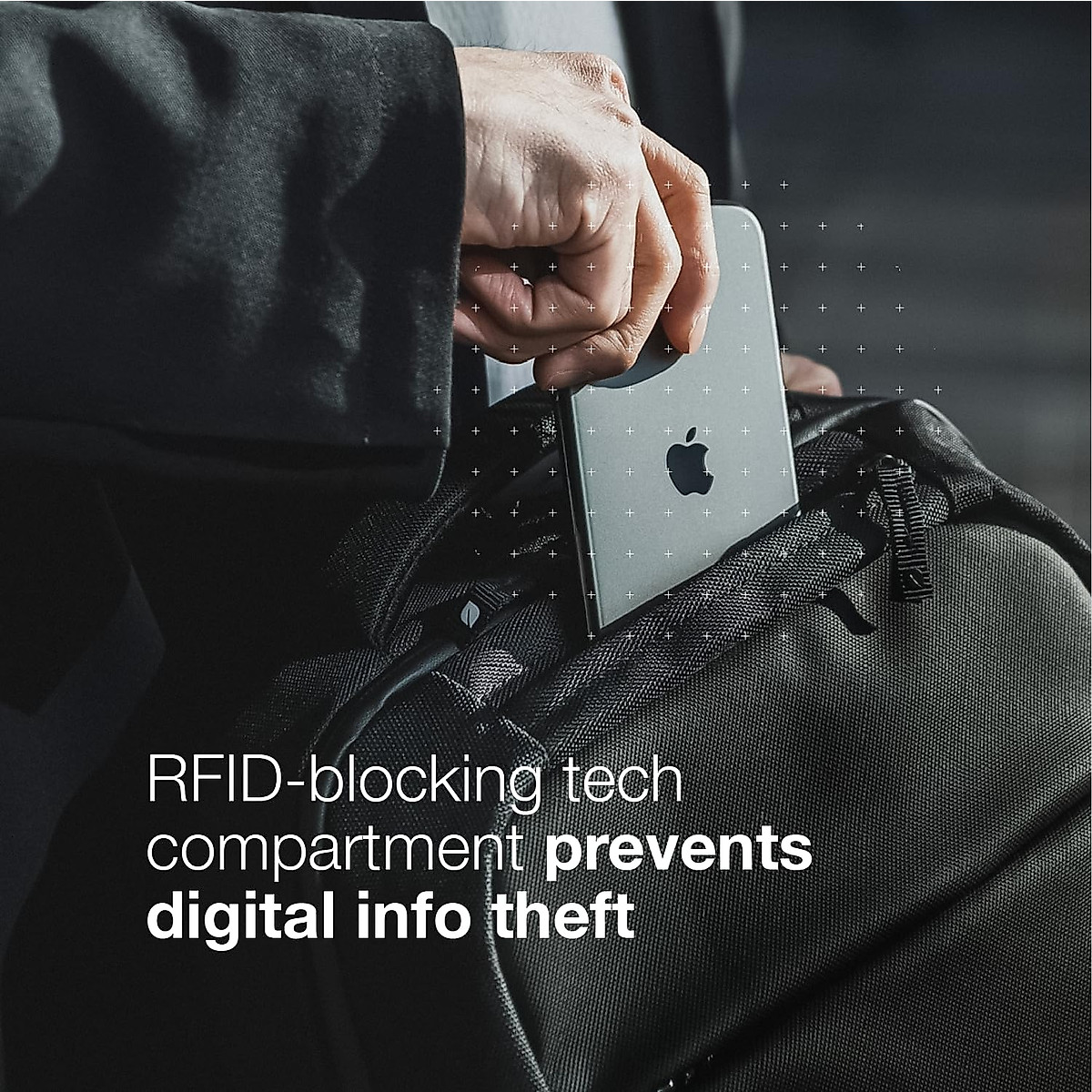 Incase A.R.C. Commuter Pack - Black