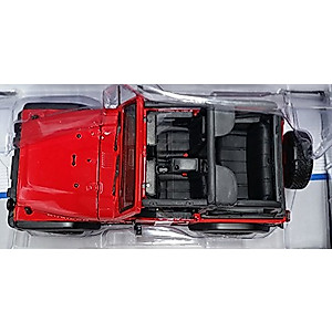 Maisto 2004 Jeep Wrangler Rubicon 1:18 Diecast Model Car, Red