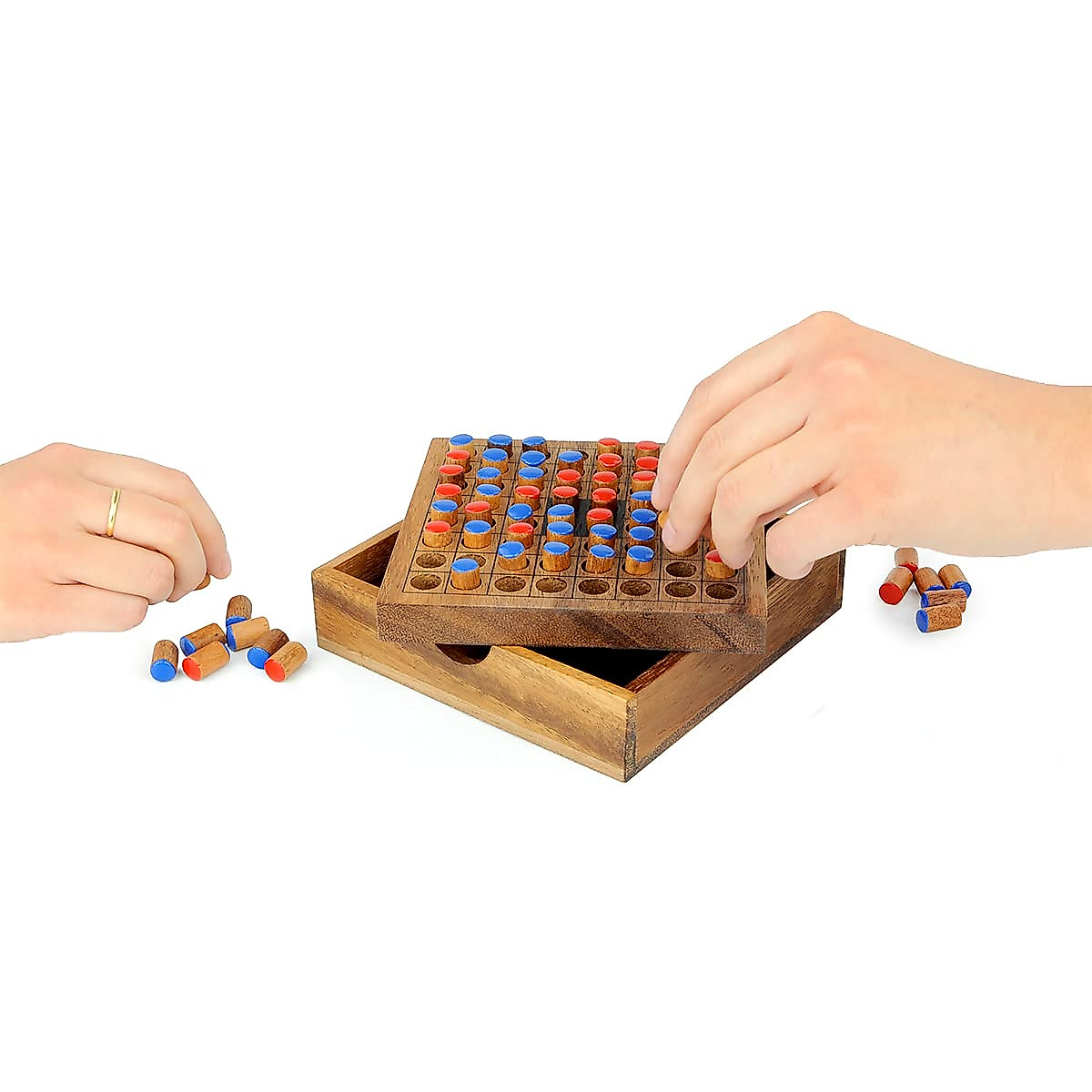 Logica Puzzles Art. Othello - Board Game in Fine Wood - Strategy Game for 2 Players - Travel Version