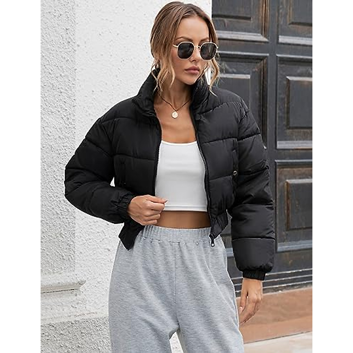 Gihuo Womens Cropped Quilted Puffer Jacket Lightweight Padded Coat Warm Puffy Coat Zip UP Bubble Coats with Pockets(Black-S)