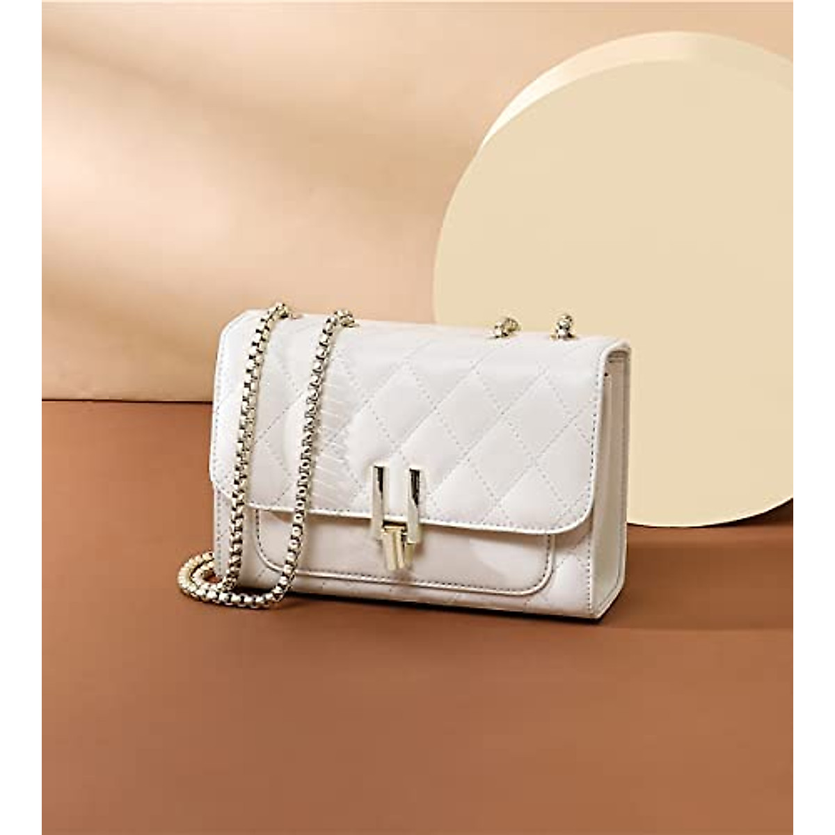 YXBQueen Chain Purse Quilted Handbags for Women Crossbody Bags Quilted Chain Crossbody Bag White