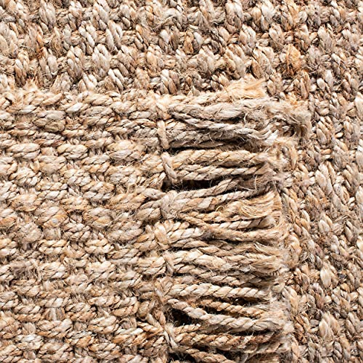 SAFAVIEH Natural Fiber Collection Runner Rug - 2'6" x 6', Natural, Handmade Tassel Jute, Ideal for High Traffic Areas in Living Room, Bedroom (NF467A)