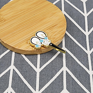 SING F LTD Scissors Shaped Magnetic Needle Keeper 4.4x2.4cm Embroidery Needle Picker Alloy Drop Glue Needle Aspirator for Sewing Embroidery Needlework Storage