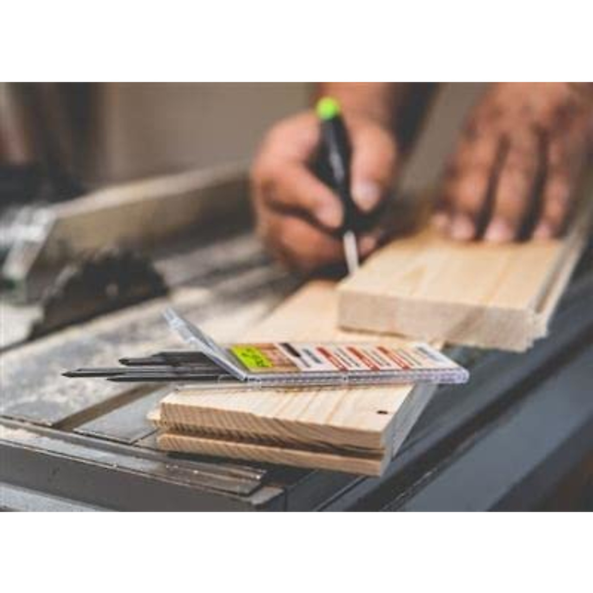 Pica Dry – Pack of 10 Graphite H Leads (with Blister Pack)