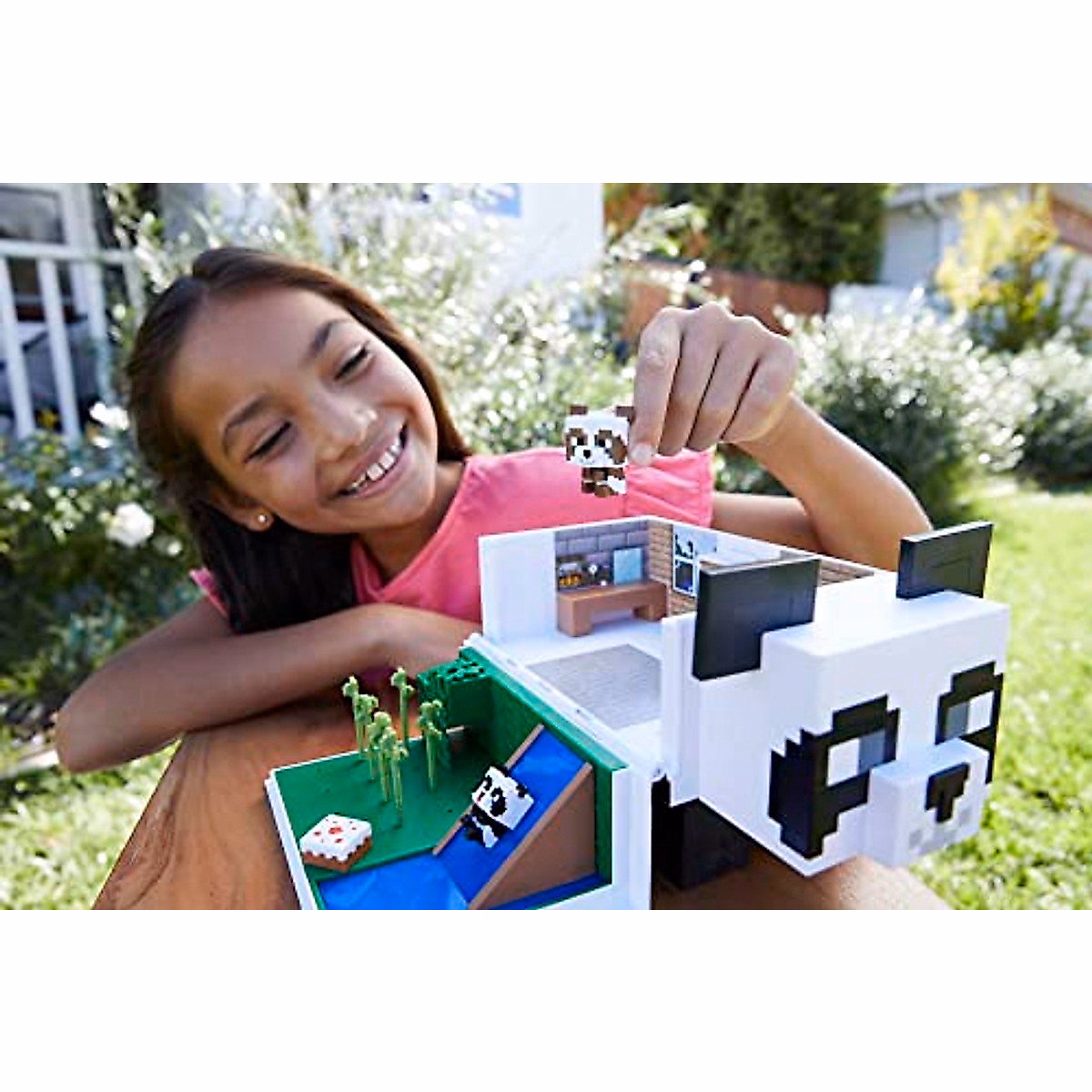 Mattel Minecraft Mob Head Minis Toys, Panda Playhouse Playset & 2 Panda Action Figures, Removable Bamboo Shoots & Cake Slice