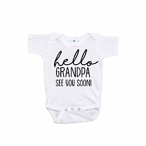 7 ate 9 Apparel Pregnancy Announcement Onepiece - Hello Grandpa, White, 0-3 Months