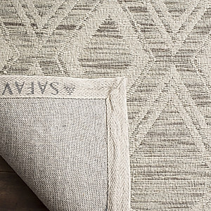 SAFAVIEH Marbella Collection Accent Rug - 4' x 6', Light Brown & Ivory, Handmade Wool, Ideal for High Traffic Areas in Entryway, Living Room, Bedroom (MRB312C)