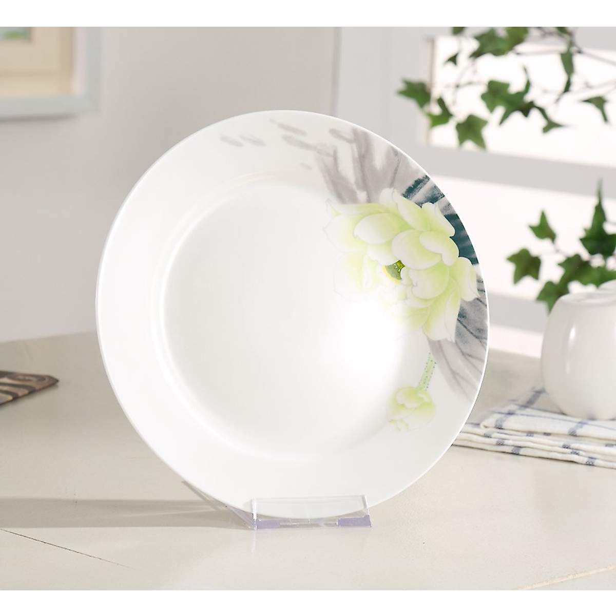 Artliving Two Part Adjustable Clear Acrylic Plastic Display Stand Easel (set of 6)