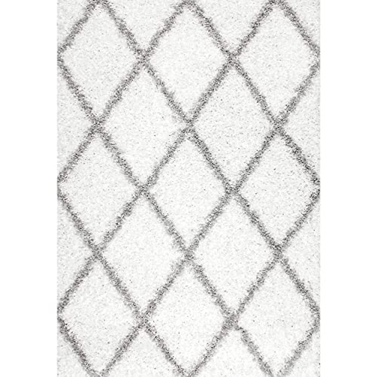 NuLOOM Tess Moroccan Shag Area Rug, 5' 3" x 7' 6", White