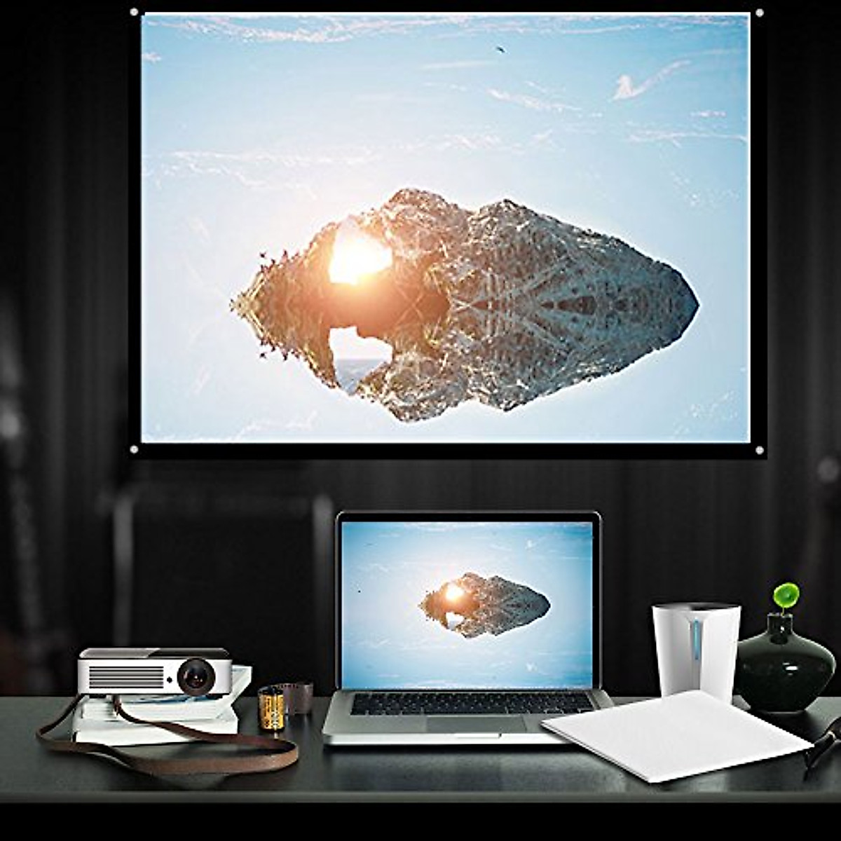 Projector Curtain, 60-100 Inch Portable Foldable Non-Crease White Projector Curtain Projection Screen 4:3 Video Projector Projector Curtain(84inch)