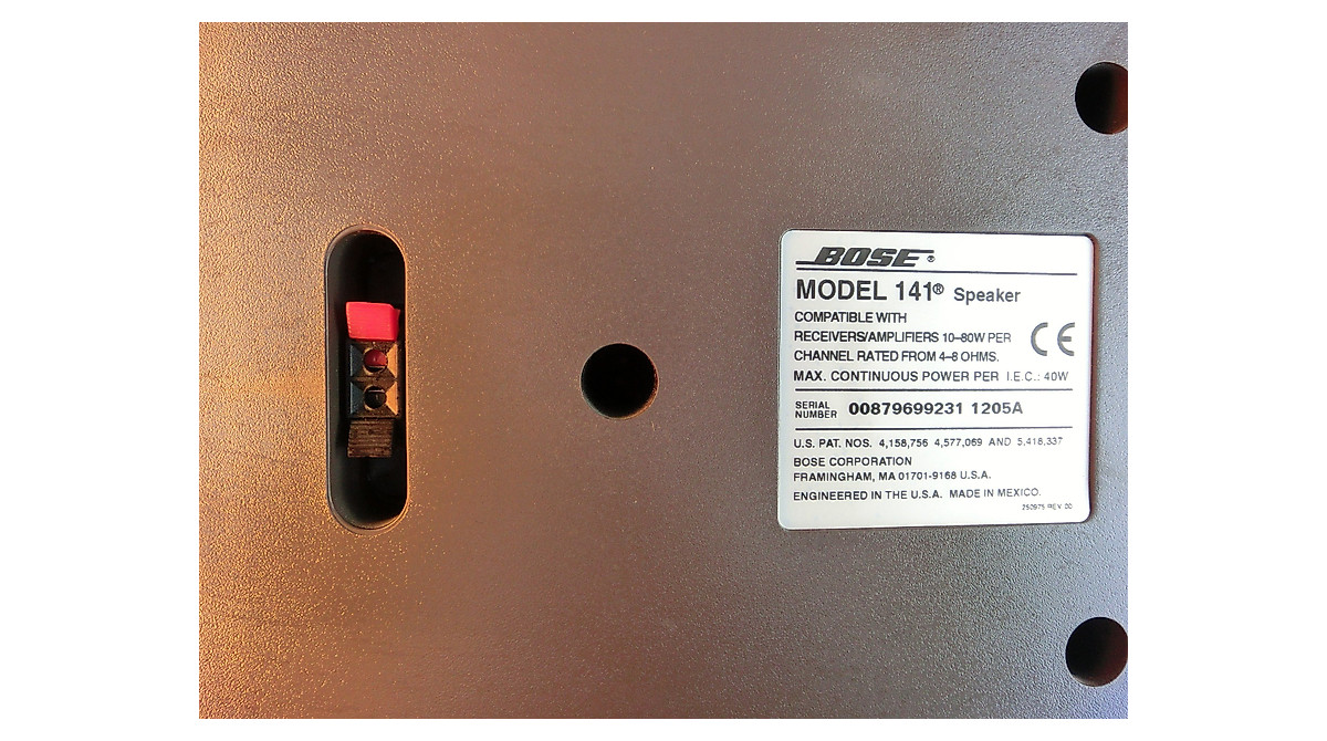 Bose 141 Fullrange Bookshelf Speakers for Clear Home Audio