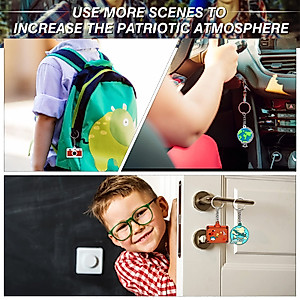 24 Pack Adventure Keychains Travel Party Key Chains Retro Voyage Portable Keyring for Retirement Farewell Birthday Baby Shower Carnival Party Decorations Camping Gift Accessories