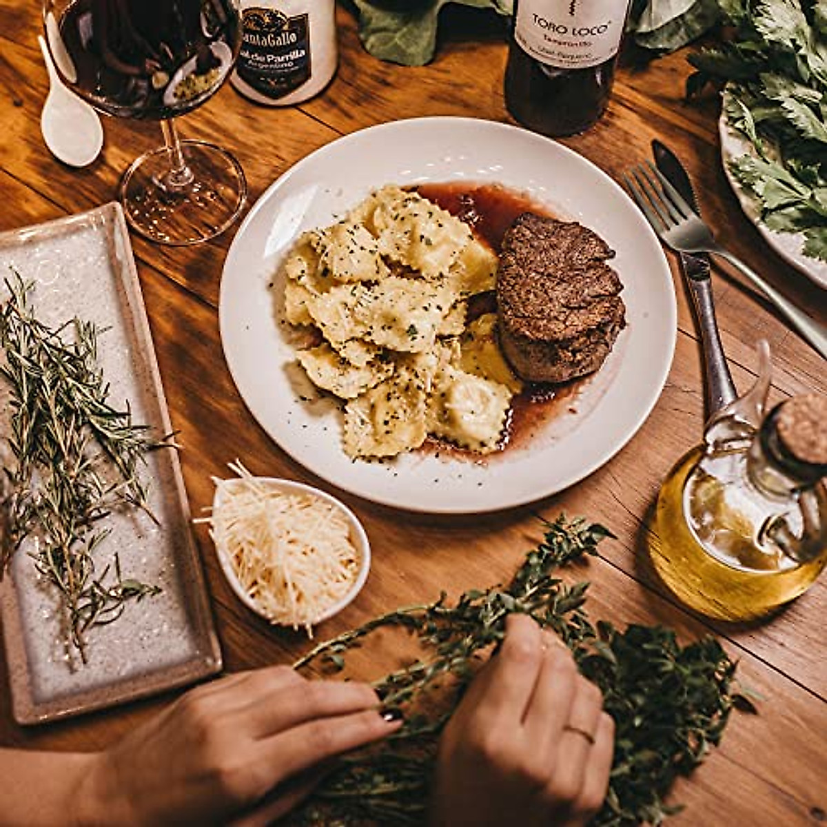 DAFU Stainless Steel Dinner Knives Silverware Cutlery Table Knives Mirror Polished Dishwasher Safe - Pack of 12 （Silver 9 Inches）