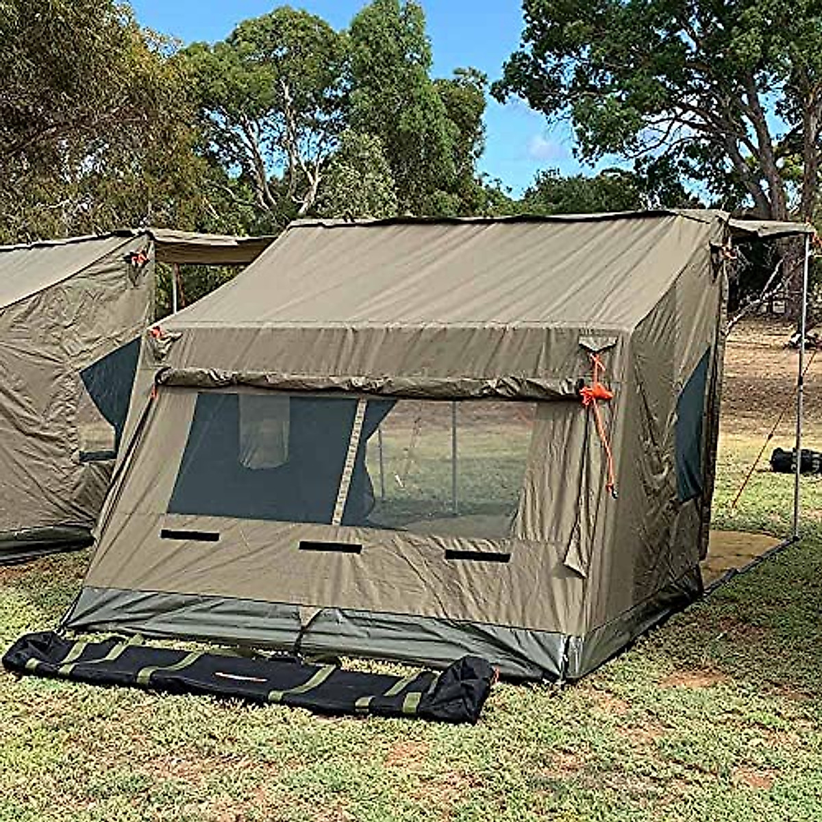 Oztent 30 Second Expedition 3-4 Person Tent (42 Lb) 8 ft(W) x 6.6 ft(D) x 6.6 ft(H) + 6.6 ft(Awning)