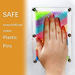 ZJMZZM 3D Pin Art Toy – Unique Rainbow Plastic Pin Art Board for Kids，3.7 * 5 inch 3D Pin Impression Sculpture Needle Toys to Inspire Imagination and Creativity for Children (Small)