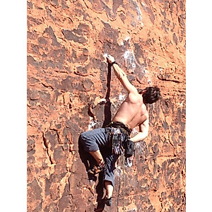 2 Strong Refillable Gym Chalk Balls, Each Climbing Chalk Ball Has 65 g (2.3 oz), Fine Soft for Athletic Chalk Ball Comes Full Good for Rock Climbing, Gym Workouts