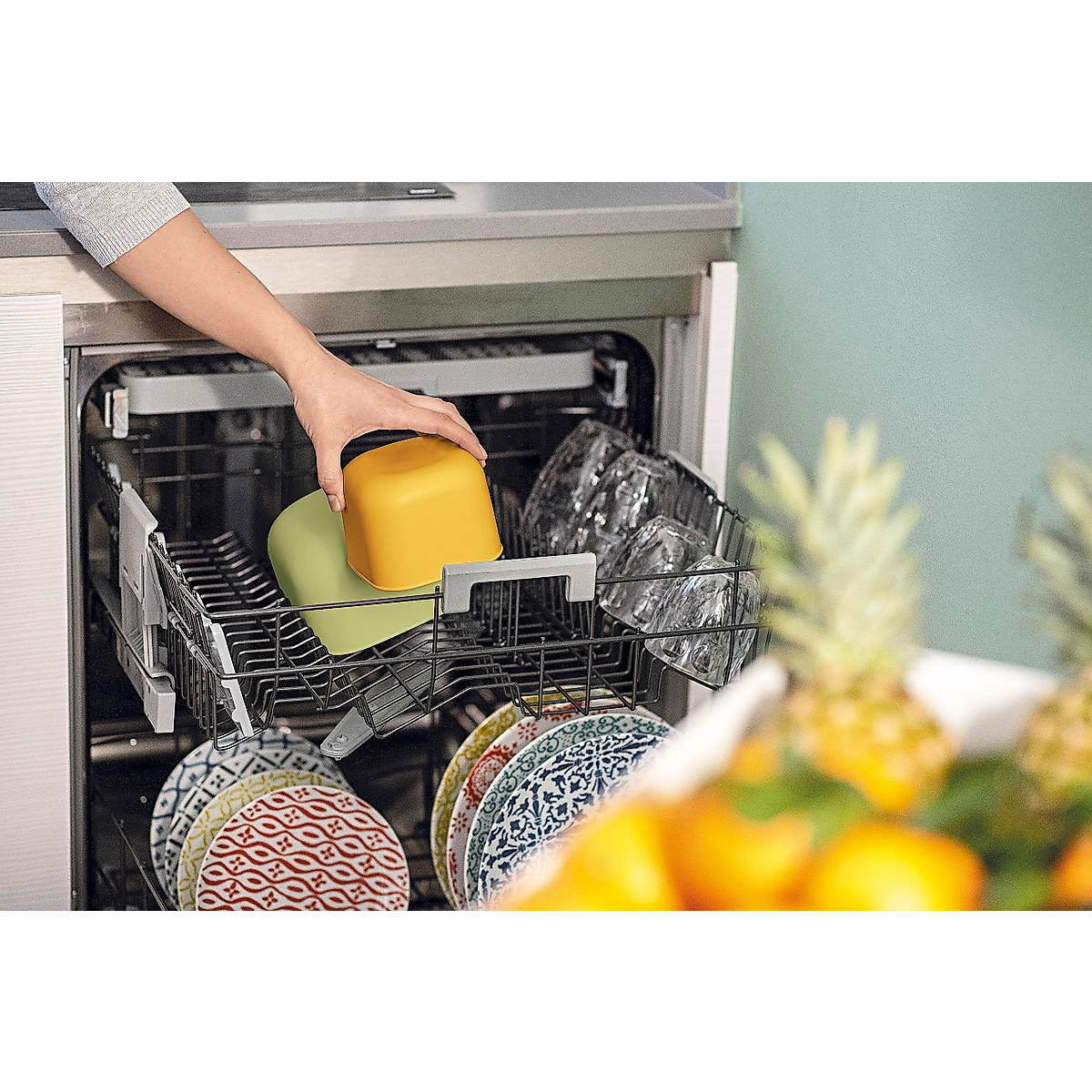 Guzzini - Kitchen Active Design, STORE&MORE BIO Set of 3 Shallow Airtight Fridge/Freezer/Microwave Containers - Multicolour, 19,5 x19,5 x h9,3 cm | 450/975/1900 cc - 17072552