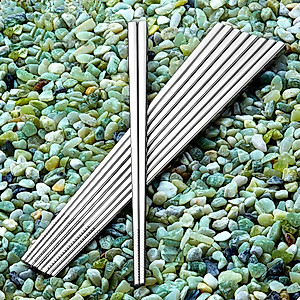 LIUNA Reusable Metal Chopsticks 304 Stainless Steel Chopsticks 9 Inch Mirror Polish Square Chop stick 5 Pairs Gift Set