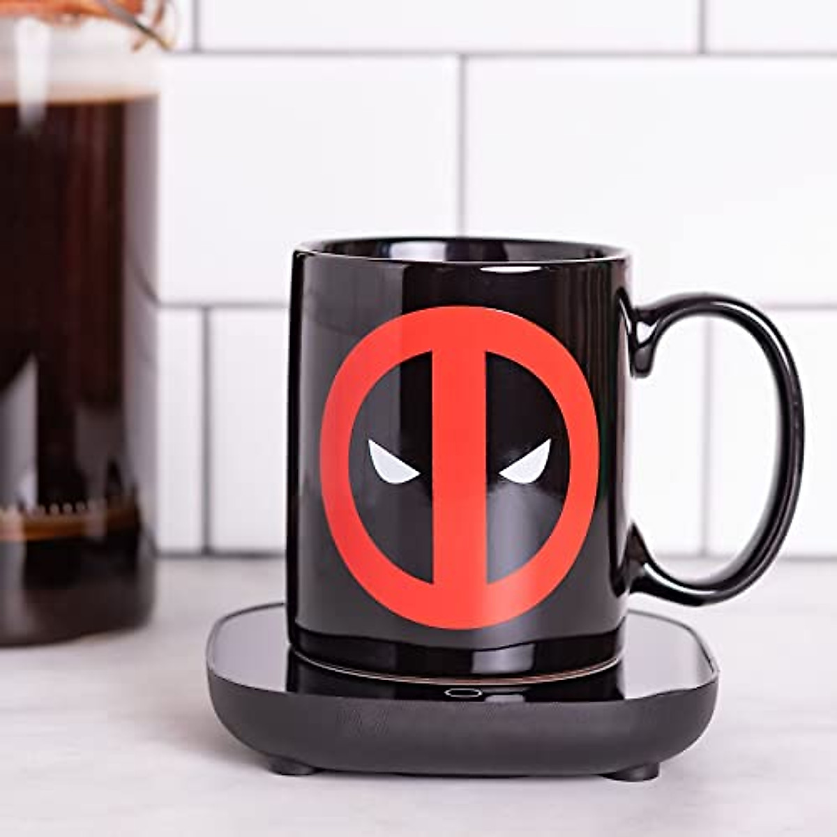Uncanny Brands Marvel Deadpool Mug Warmer with Mug – Keeps Your Favorite Beverage Warm - Auto Shut On/Off
