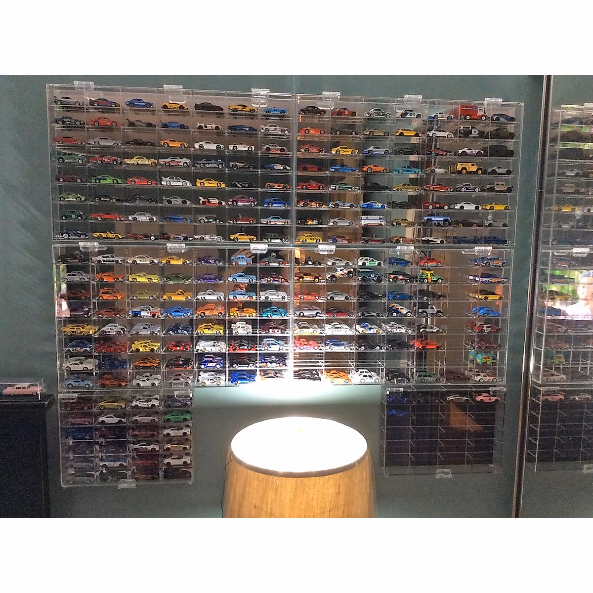 Hot 56 Compartment 1/64 Scale Toy Cars Wheels Matchbox Display Case Stand Wall Diecast Model Car Cabinet w/Door -AHW64-56