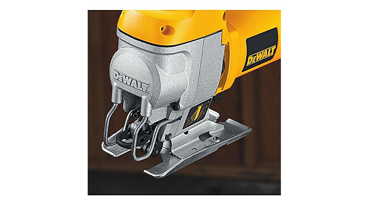 DEWALT DW317 Variable-Speed Jigsaw - Power & Precision