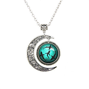 LERYDESI Sharks necklace Circling Sharks moon pendant Blue Ocean jewelry for women man best friend gift Chain length 22 inches