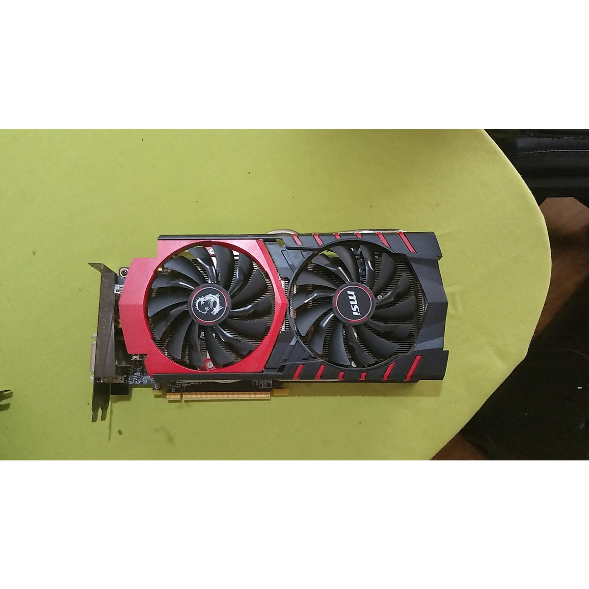 MSI GAMING GeForce GTX 970 4GB OC DirectX 12 VR READY (GTX 970 GAMING 4G)