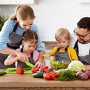 jawbush Lettuce Knife for Kids, 8.7" Plastic Kids Safe Knives Set, Serrated Paring Knife for Cutting Fruits, Bread, Brownies, Veggies and More, Nylon Knives for Nonstick Pans, 3 Pcs