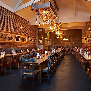 Sevici Edison Bulbs, A19 Bulbs 6 Pack, Dimmable 120V 40W Vintage Amber Glass, 240 Lumens E26 Base, Retro StyleIncandescent Bulbs, 2200K Warm Yellow Light, for Home Office Desk Lamp Stand