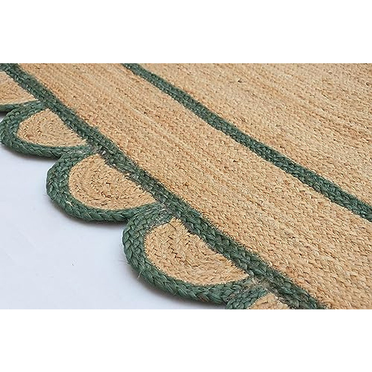 The Weaver House Natural Scalloped Jute Area Rug Bohemian Scallop Boho Decor Area Handwoven Custom Rugs Decorative Rug Reversible Braided Rugs (BD6-6x9-GRN)