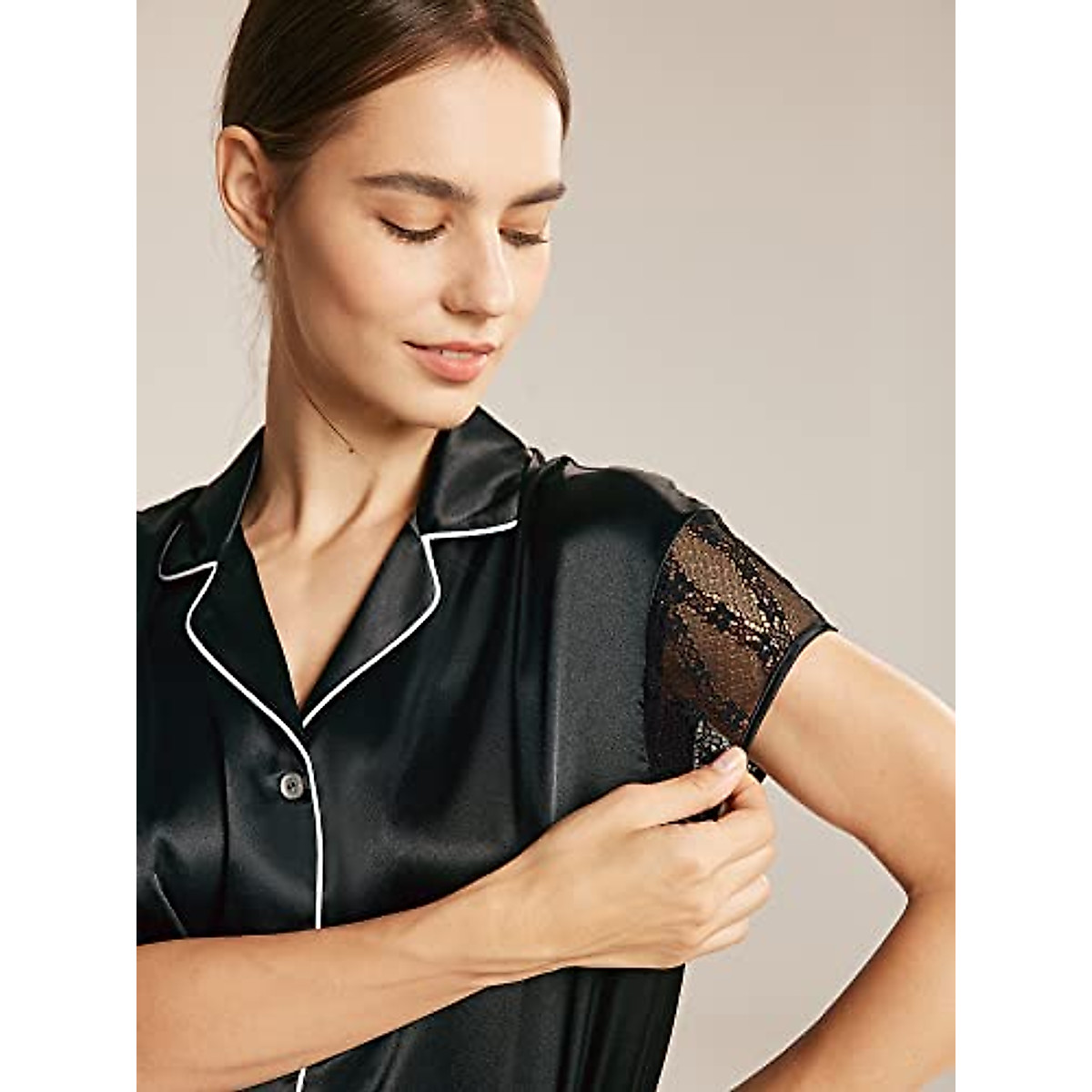 AW BRIDAL Black Pajamas Set for Women Satin Bridal Pajamas for Bride Bridesmaid Silk Button Down Pjs Set 2 Pieces, Black L