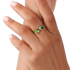 Gem Stone King 925 Sterling Silver and 10K Yellow Gold Green Nano Emerald Green Peridot and White Lab Grown Diamond Women Ring (1.04 Cttw, Available In Size 5, 6, 7, 8, 9)