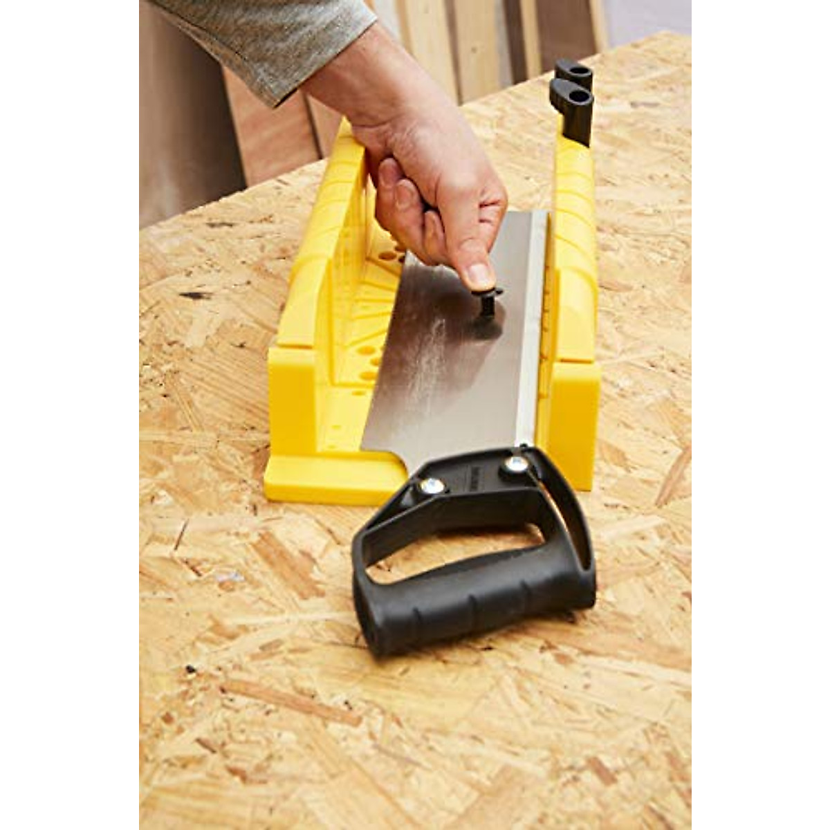 Stanley 1-20-600 Saw Storage Miter Box with Saw, Black