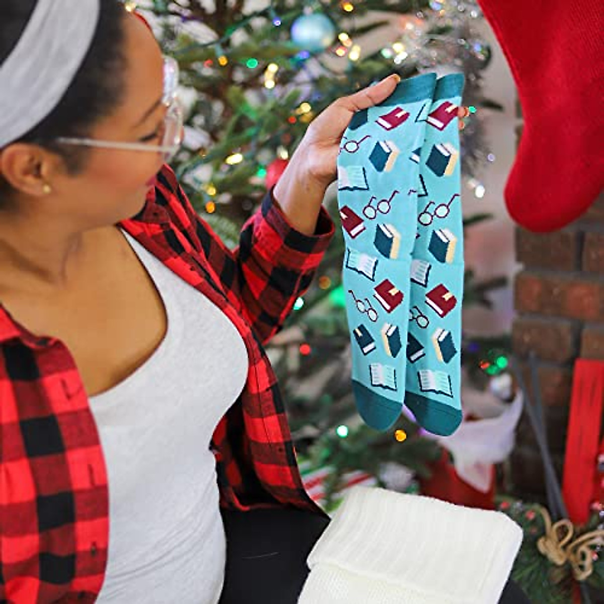 Lavley Do Not Disturb I'm Reading Socks - Funny Gift for Book Readers - Unisex for Men and Women