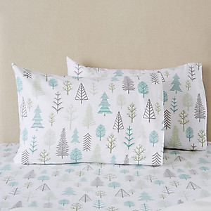 Great Bay Home 4 Piece 100% Turkish Cotton Queen Winter Lodge Flannel Sheet Set | Cotton Printed Bedding Sheets & Pillowcases | Double-Brushed Flannel Bed Sheets (Queen, Snowy Forest)