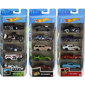 Hot Wheels Fast Pack Bundle with 15 Cars, 3 5-Packs of 1:64 Scale Racing Vehicles Themed Speed Blur, Nightburnerz & HW Flames, Gift for Collectors & Kids 3 & Up [Amazon Exclusive]