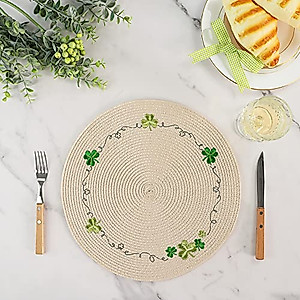 Feuille Round St Patricks Day Placemats Set of 4 PP Shamrock Placemats for Dining Table St Patrick Table Mats Green Embroidery Perfect for St Patricks Day Decorations