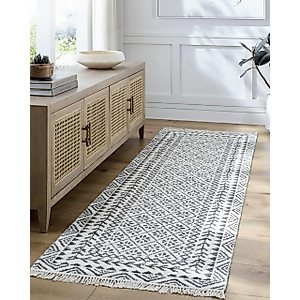 Hauteloom Hulda Wool Living Room, Bedroom Area Rug - Bordered - Boho, Bohemian Carpet - Modern Farmhouse - Gray, Black, White - 8' x 10'
