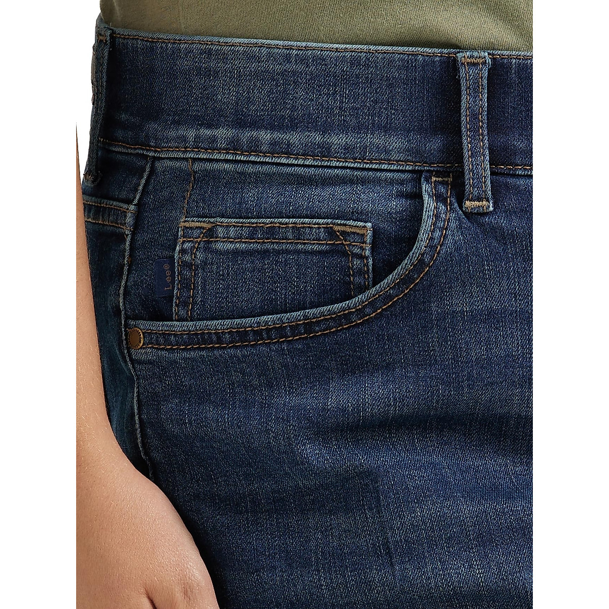 Lee Women's Plus Size Flex Motion Regular Fit 5 Pocket Capri Jean, Bewitched, 14 W