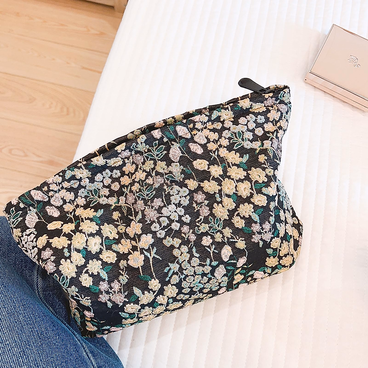 HAPPYHEIDI Women Aesthetic Travel Makeup Bag Accessory Zipper Pouch for Cosmetics, Purse Organizer, Embroidery Lucky Flowers Black