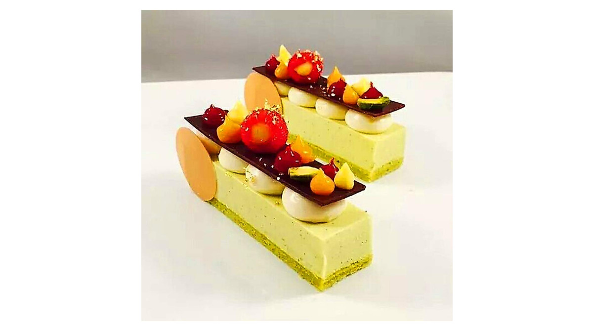 Rectangular Stainless Steel Cake Molds for Delicious Desserts