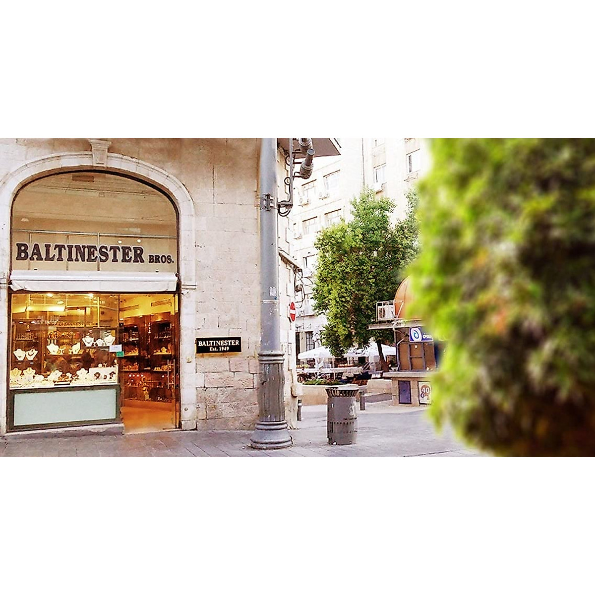 Baltinester Handmade 3D Hamsa Hand Holding a Star of David Pendant in 14k Yellow Gold Jewish Jewelry 0.82 x 0.59 Inch Jewelry