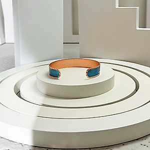 Women's Daisy Flower Bracelets feature a beautiful daisy flower on a blue copper cuff with an open-ended flower cuff design. These copper bracelets are adjustable for a perfect fit—BNF-06.