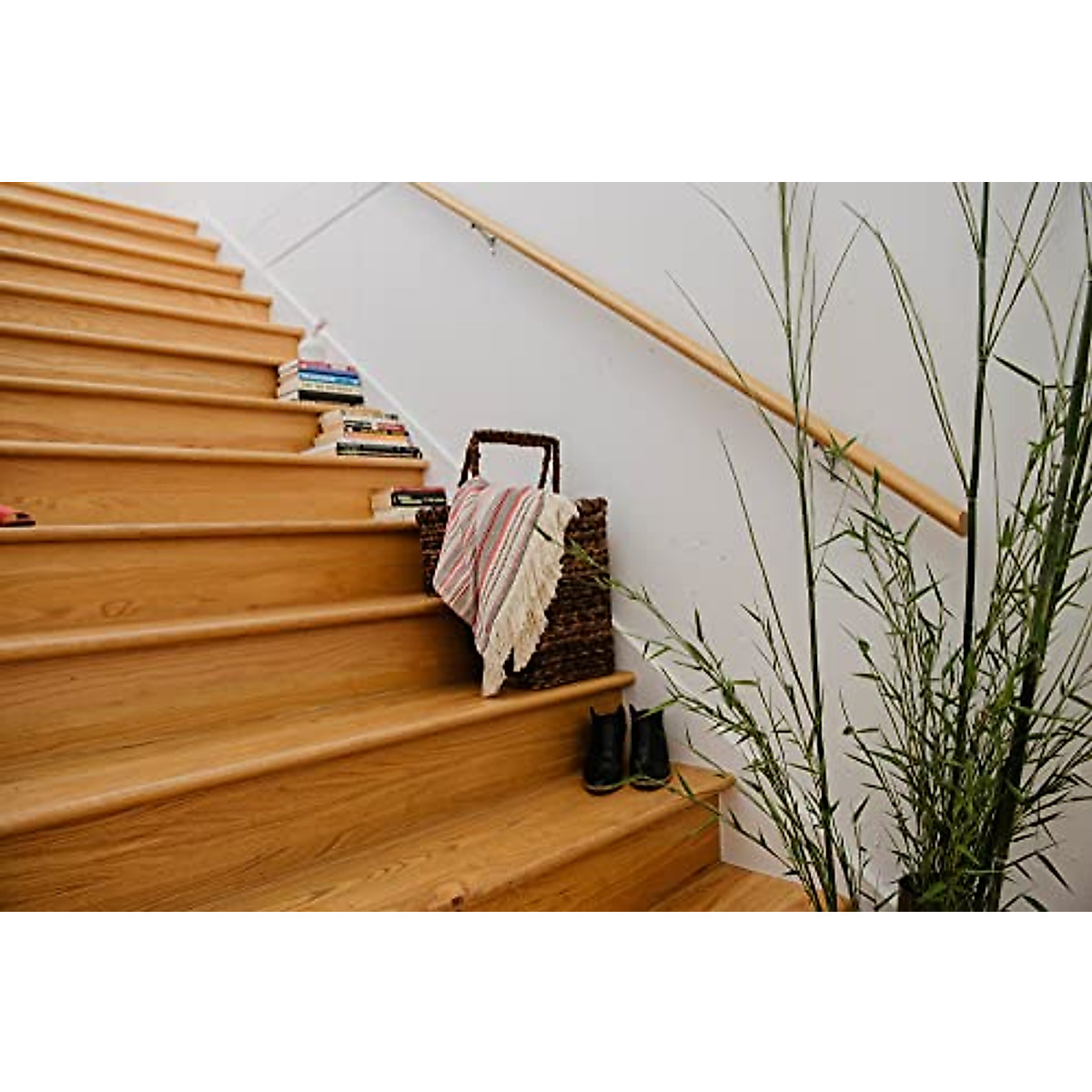 Creative Co-Op Woven BacBac Leaf Stair Basket, Natural