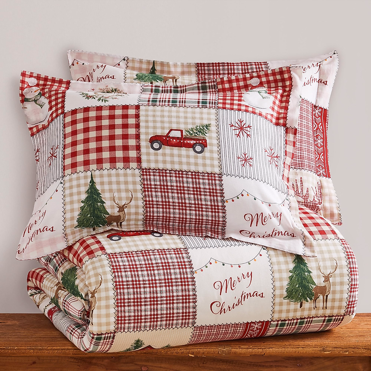 Levtex Home - Home for Christmas Duvet Cover Set - Full/Queen Duvet Cover (90 x 94in.)+ Two Standard Pillow Cases (20 x 26in.) - Patchwork - Green, Red, Taupe and Cream - Cotton