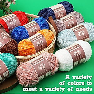 LUNARM 3 * 100g Chenille Yarn, Yarn for Crocheting Knitting with Big Eye Needles, Handcrafts Weaving Soft Chenille Yarn for Making Blankets, Clothes, Pattern Knitting Creations (Brown)