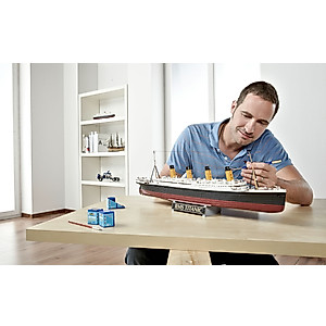 Revell 05715 1:400 RMS Titanic 100th Anniversary Edition Gift Set