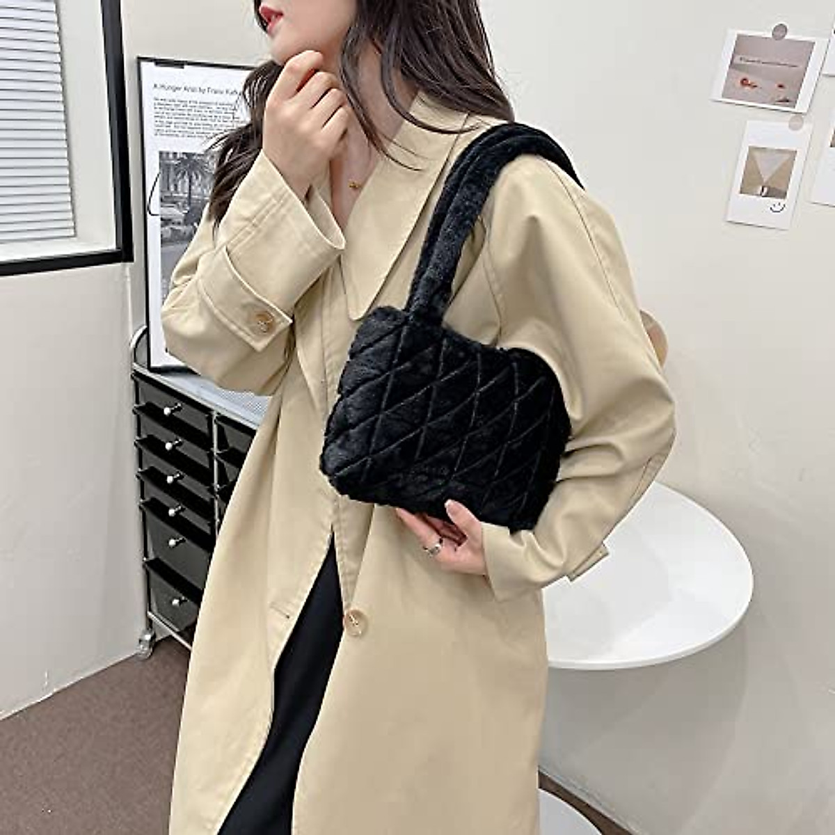 Shoulder Bags for Women Plush Tote Underarm Bags Soft Fluffy Casual Shoulder Handbags